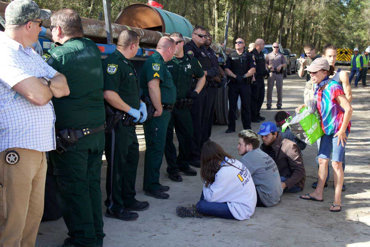 Protesters halt construction on Sabal pipeline in Florida; day ends ...