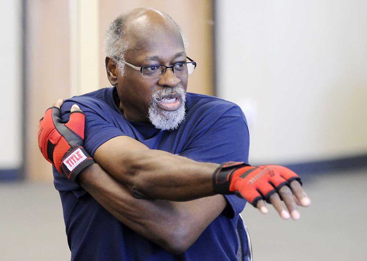 Parkinson's patients use boxing to improve mobility - St. Clair News ...